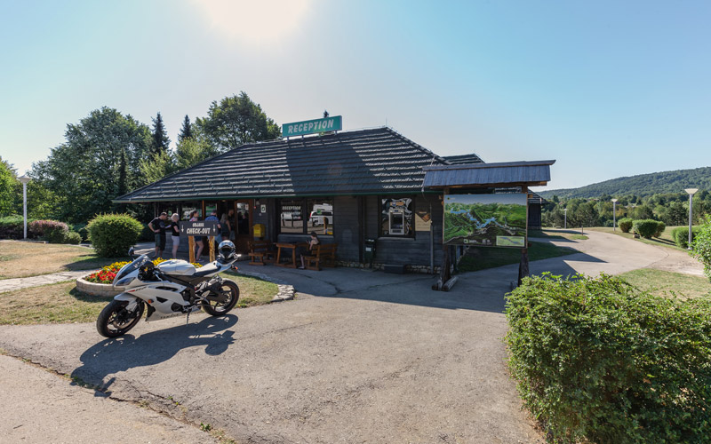 Auto-camping Korana - Nacionalni park "Plitvička jezera"