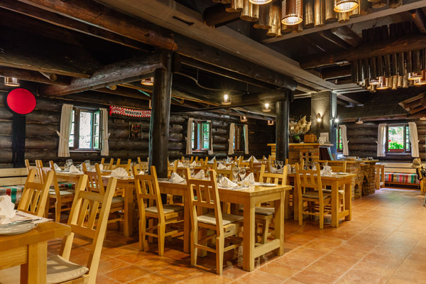 National restaurant Lička kuća - Nacionalni park "Plitvička jezera"